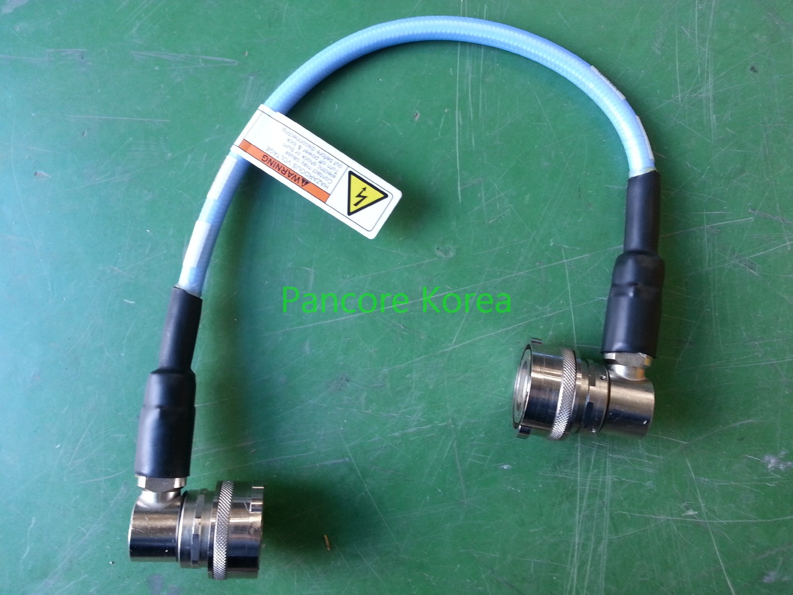 0150 21692 CABLE ASSY SQ RIGHT ANGLE W INTERLOCK Pancore Korea 0150 21692 CABLE ASSY SQ RIGHT ANGLE W INTERLOCK Pancore Korea